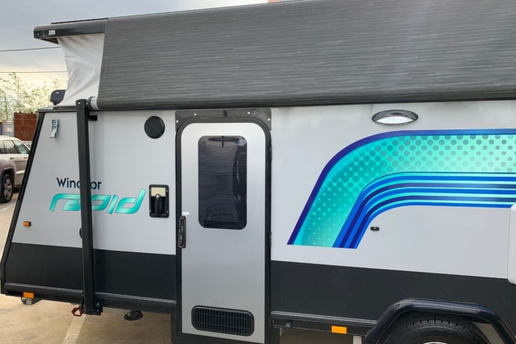 Coromal Element E612s - Oz Caravan Hire